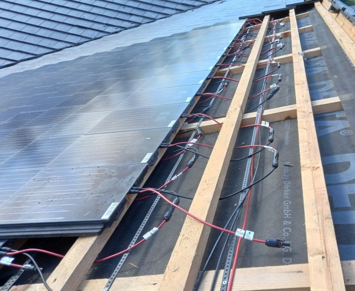 Designové solární střešní tašky Generon ukazují budoucnost našich ...